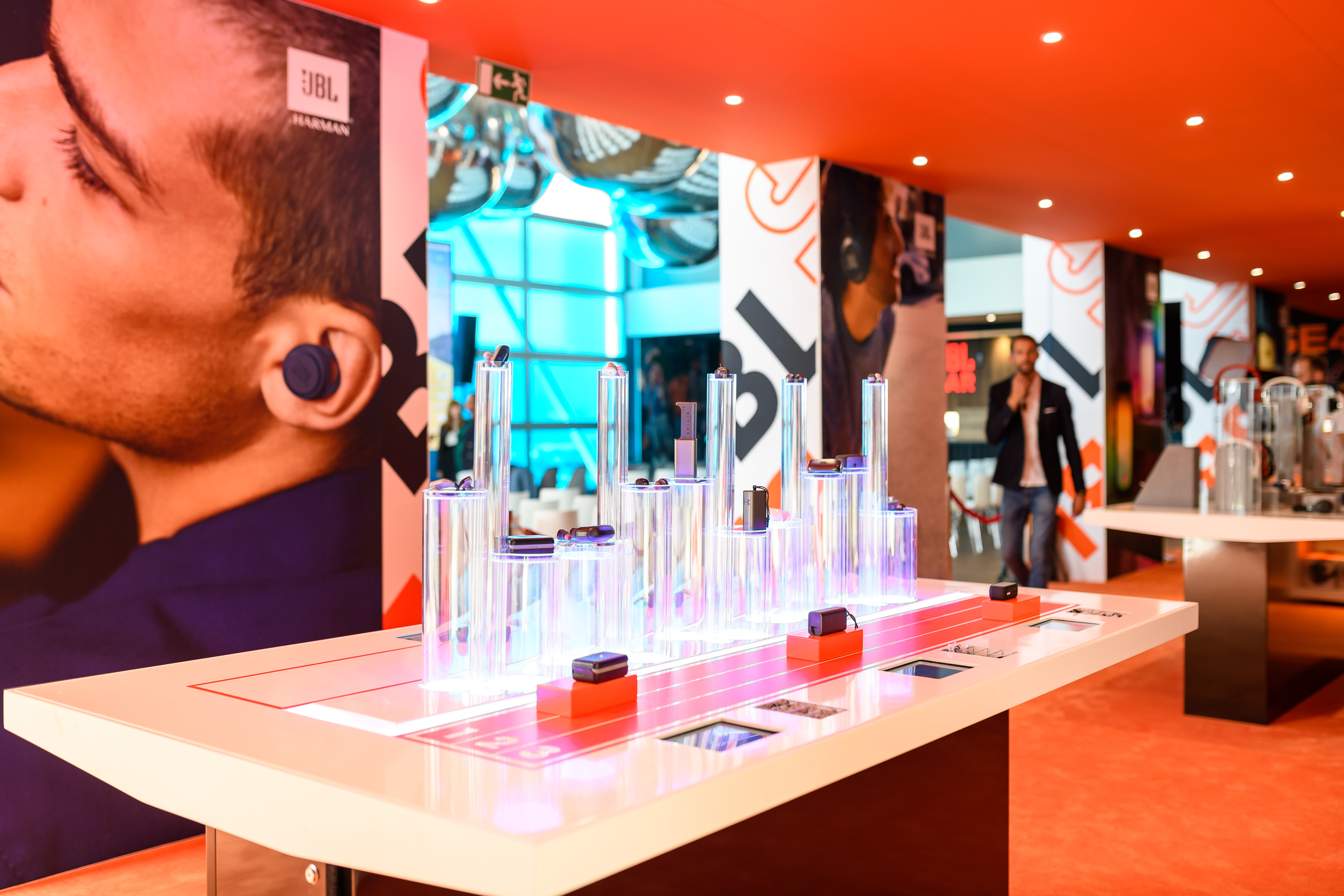 2019_IFA_Berlin_Harman_booth_0905-3023.jpg