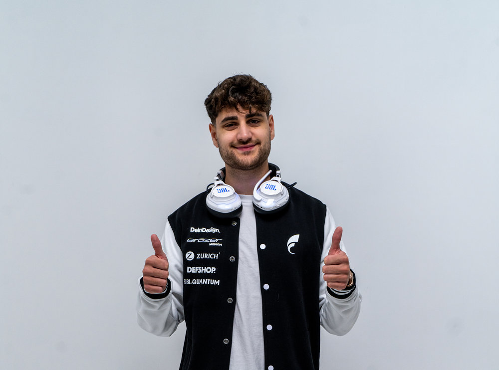 JBL stellt neuen Markenbotschafter vor: Deutschlands Top-Streamer Elias ...