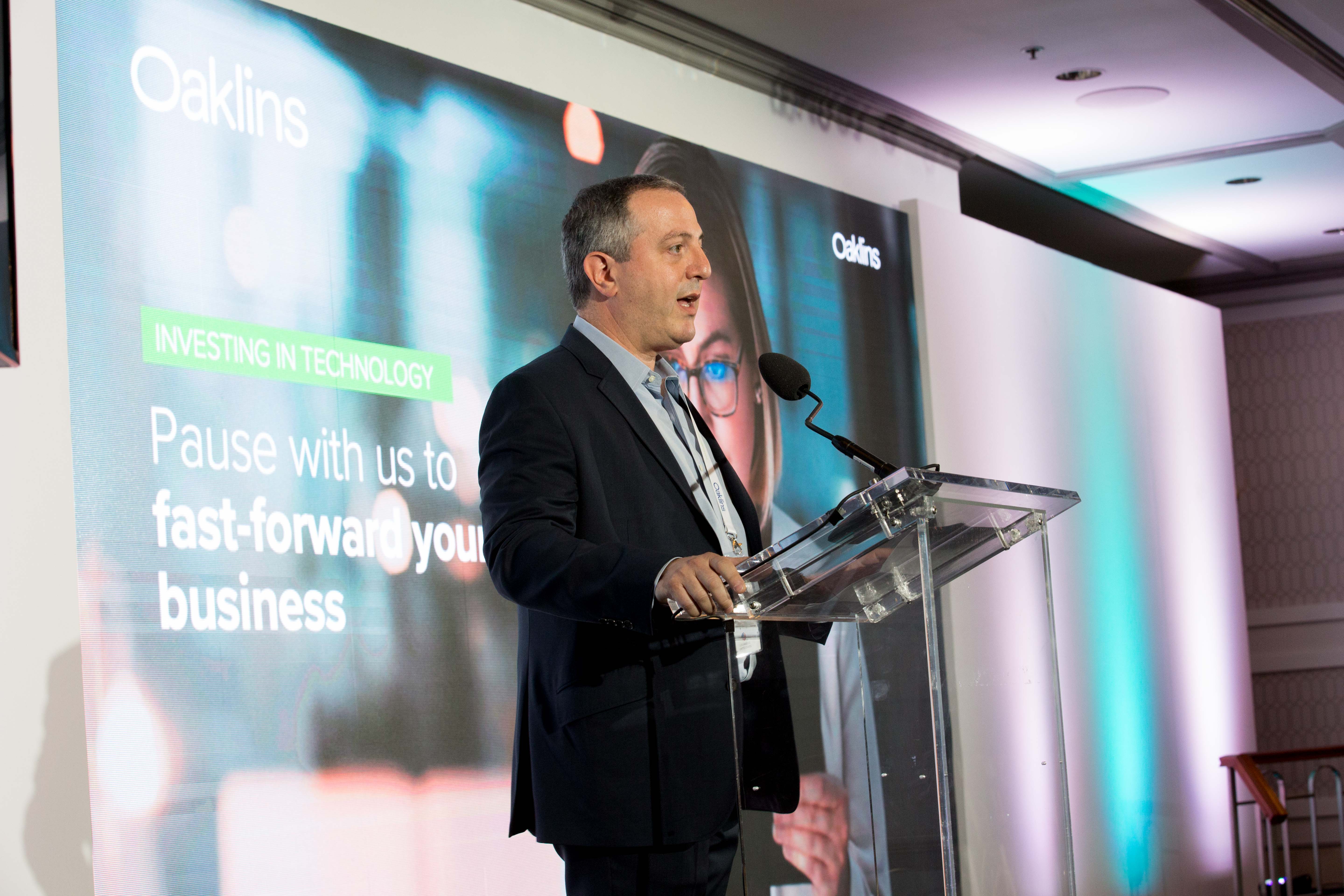 Pause with us to fast-forward your business | Oaklins Sweden: Mid ...