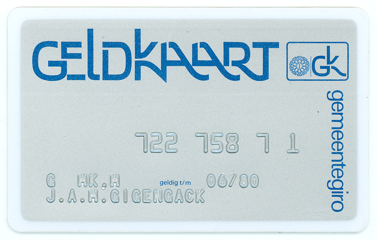 ING markeert 40 jaar pinnen in Nederland met introductie vernieuwde ...