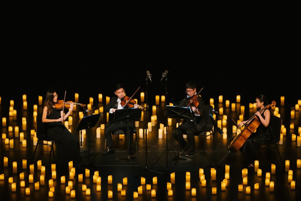 Premiere: Fever erhellt Düsseldorf mit Candlelight-Konzerten im Schloss ...