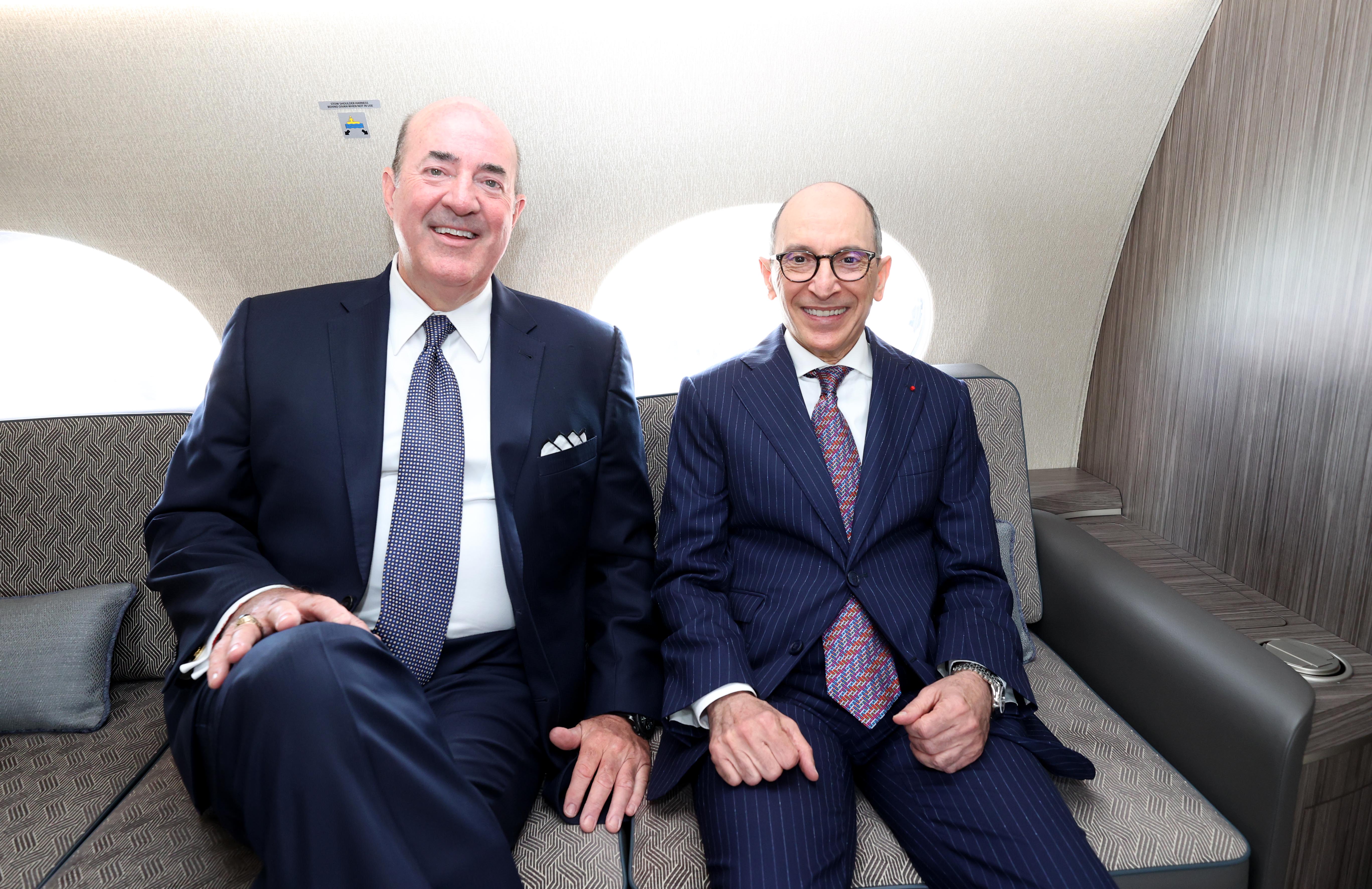 Qatar Airways Showcases Gulfstream G700 at 54th Edition of Paris Air ...