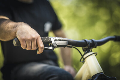 ALL-NEW STITCHED 360: CANYON’S LEGENDARY DIRT JUMPER FLIES AGAIN ...