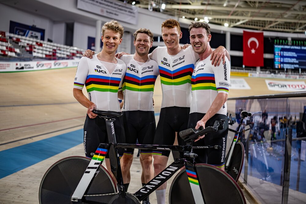 WORLD RECORD FOR DENMARK WITH THE SPEEDMAX CFR TRACK BIKE AT THE ...