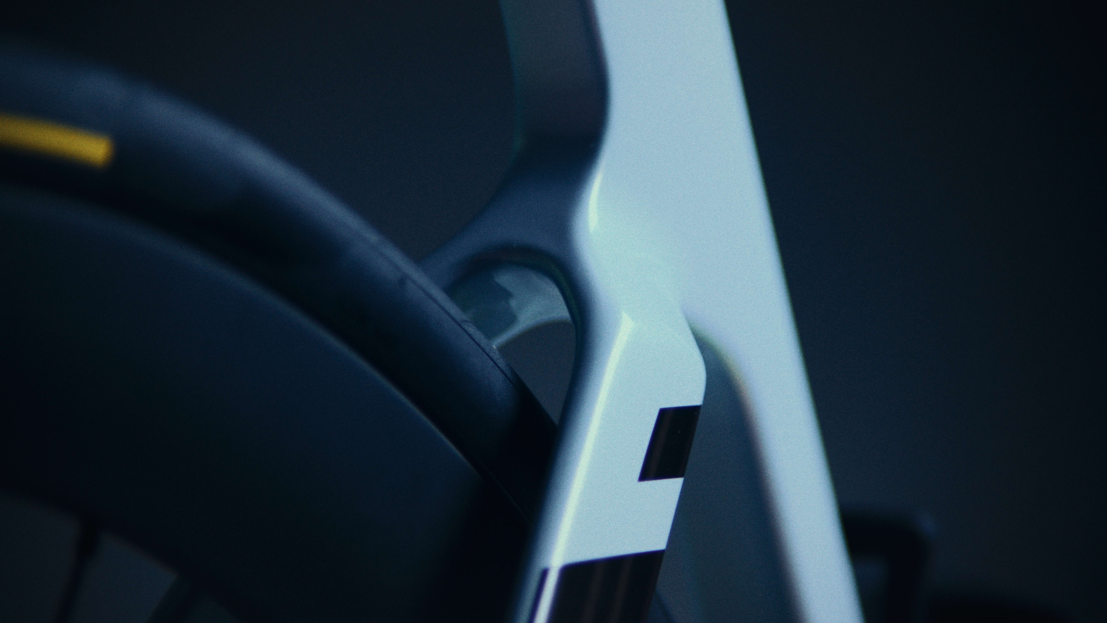 PURE CONFIDENCE. PURE CYCLING. CANYON UNVEILS THE NEW ENDURACE CFR ...