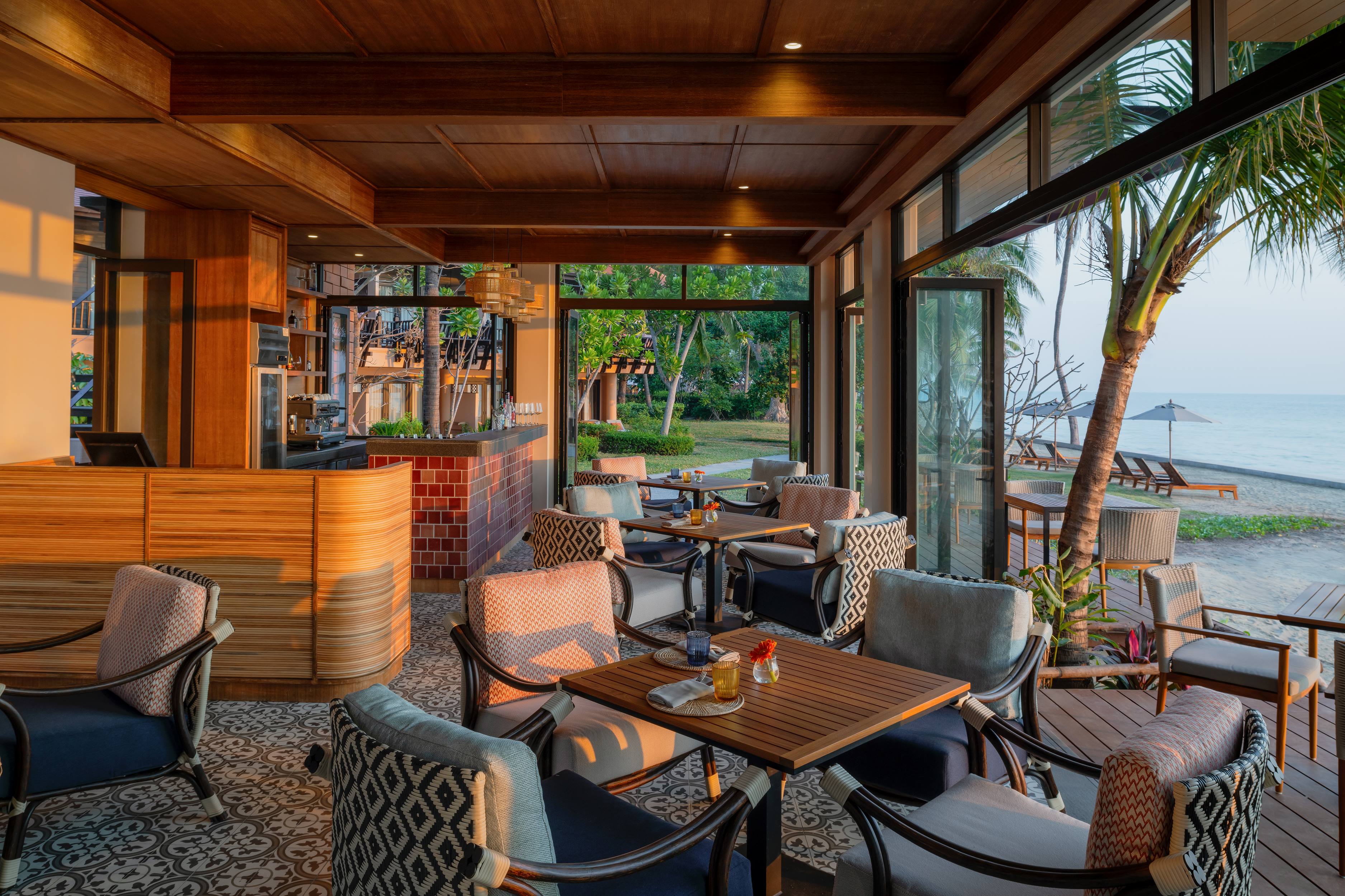 Embracing the Changing Tides: Anantara’s First Resort in the Thai Seaside Town of Hua Hin ...